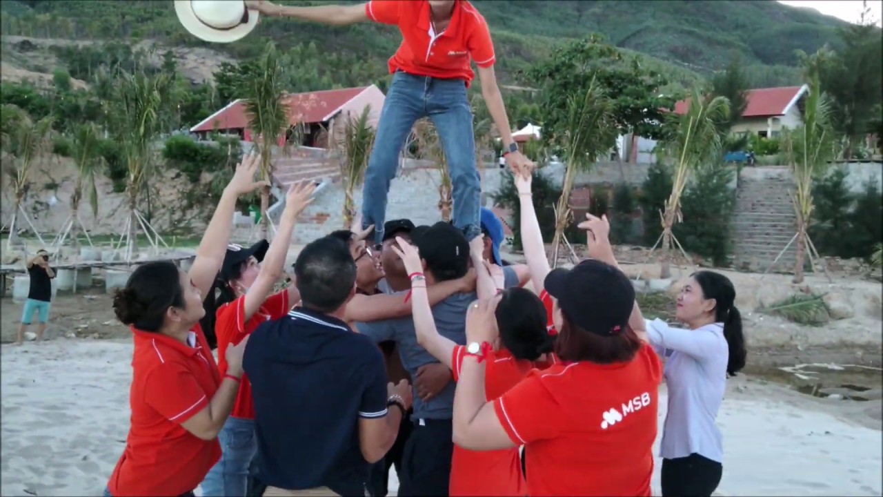 Những trò chơi team building vui nhộn - Fun team building games - YouTube