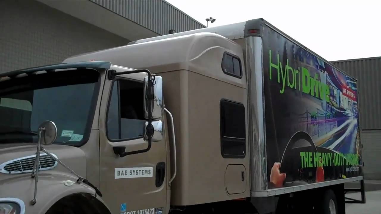 Driver Loves New BAE HybriDrive - YouTube