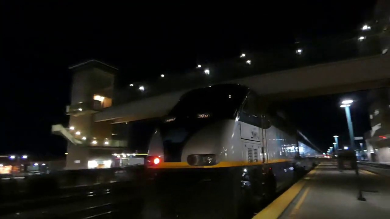 Amtrak 522-Capitol Corridor-EMY-8310 Cab Car Leads, #2004 EMD F59PHI at ...