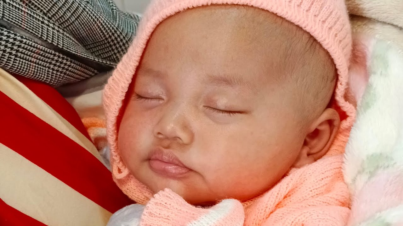 Crying..!! Baby Ear Piercing: Alisya - YouTube