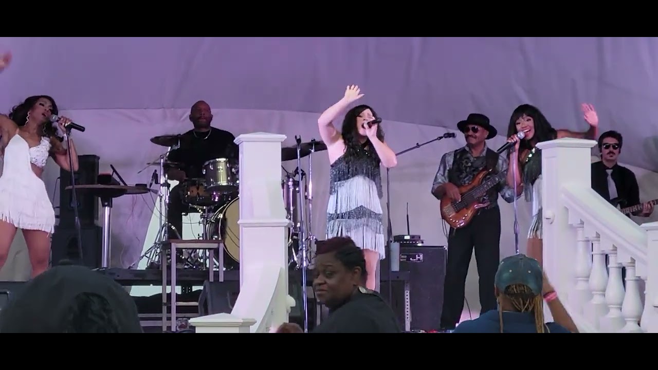 Tribute to Tina Turner ftg Vivian Ross sings "A Fool In Love" at The ...