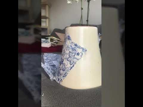 Vase mit Serviettentechnik gestalten - YouTube