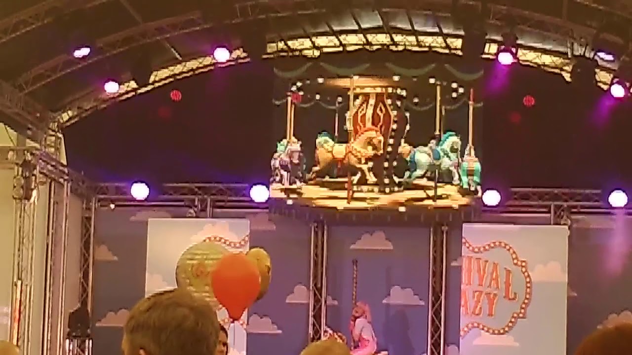 Butlins Minehead / skyline gang in carnival crazy / The fun of the fair ...