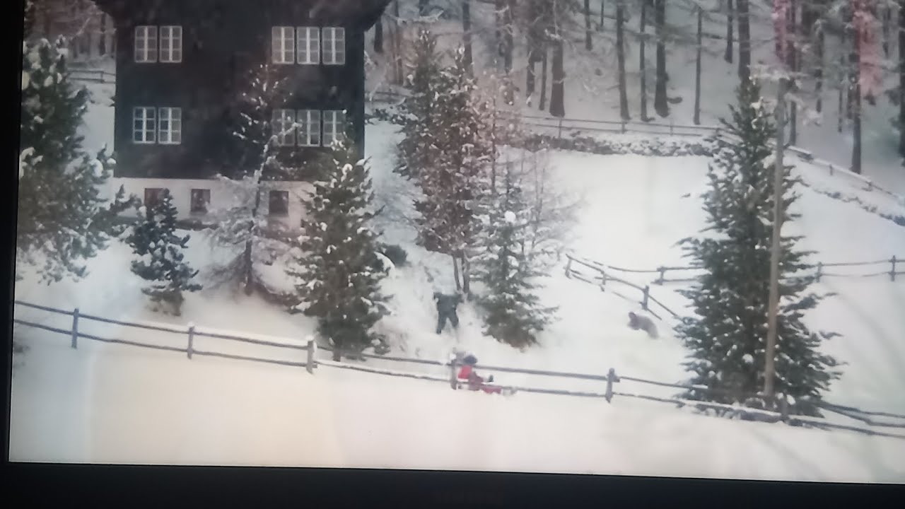 Last Christmas (Official Video) - YouTube