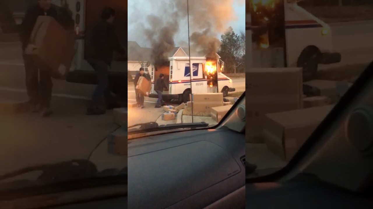 Mail Carriers Save Packages from Burning Postal Service Vehicle - YouTube