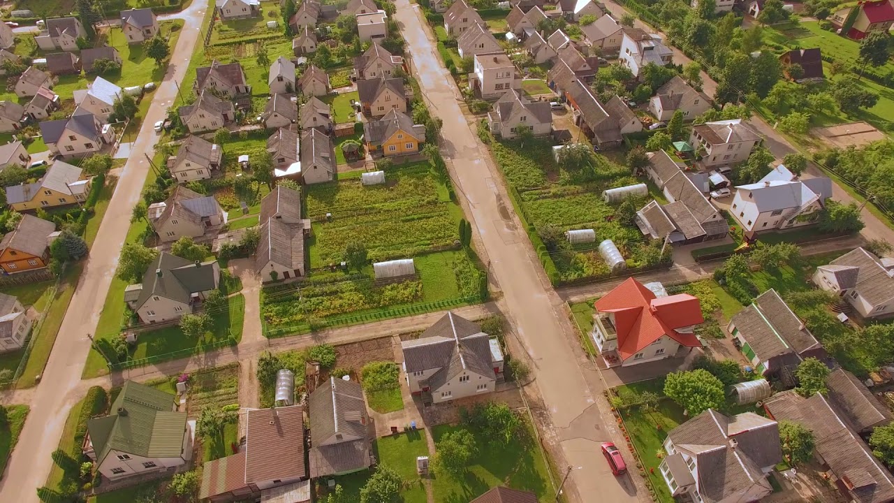 Daugai, miestelio vaizdai iš paukščio skrydžio, Alytaus rajonas "Debesų ...