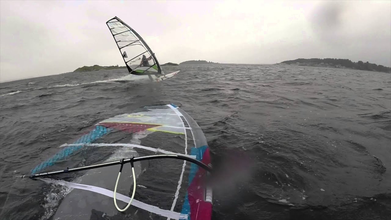 Matts Carve Gybe - YouTube