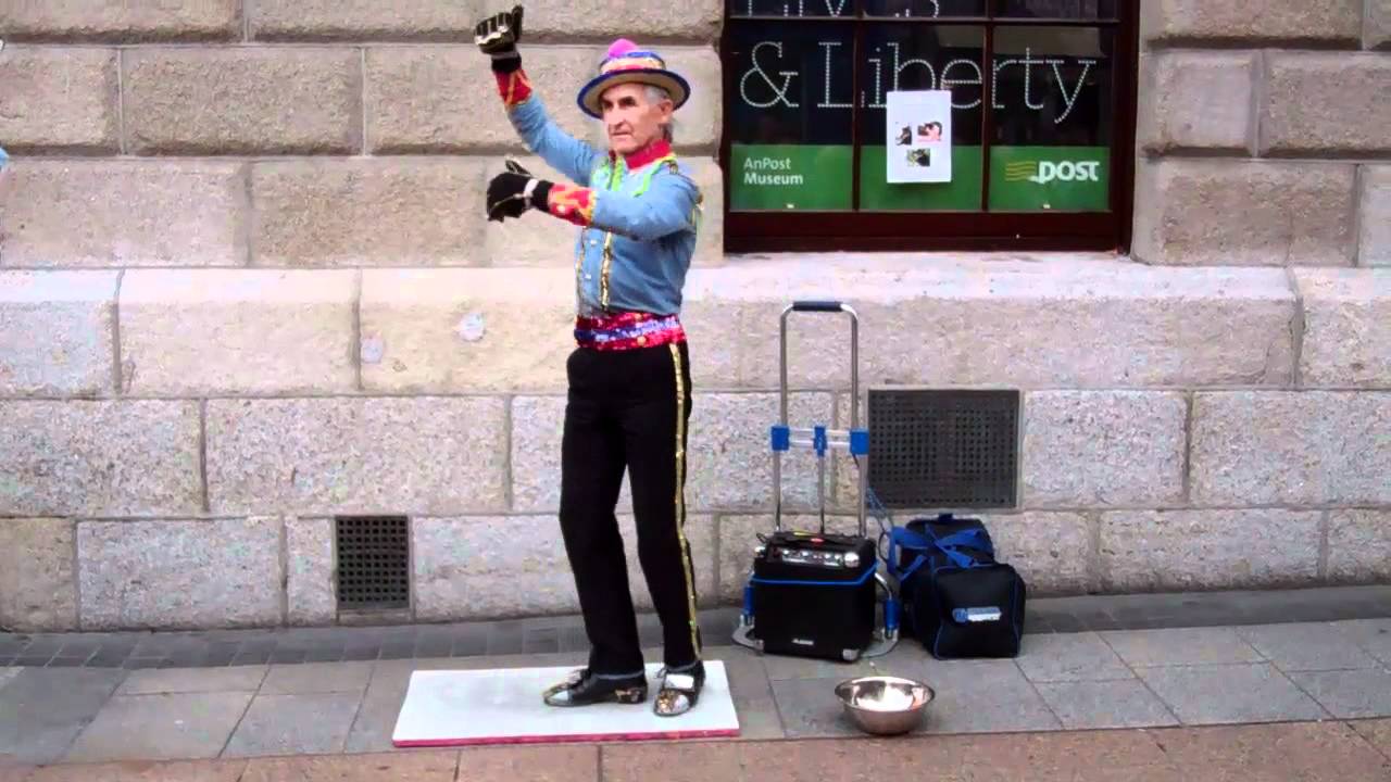 Man Irish Dancing - YouTube
