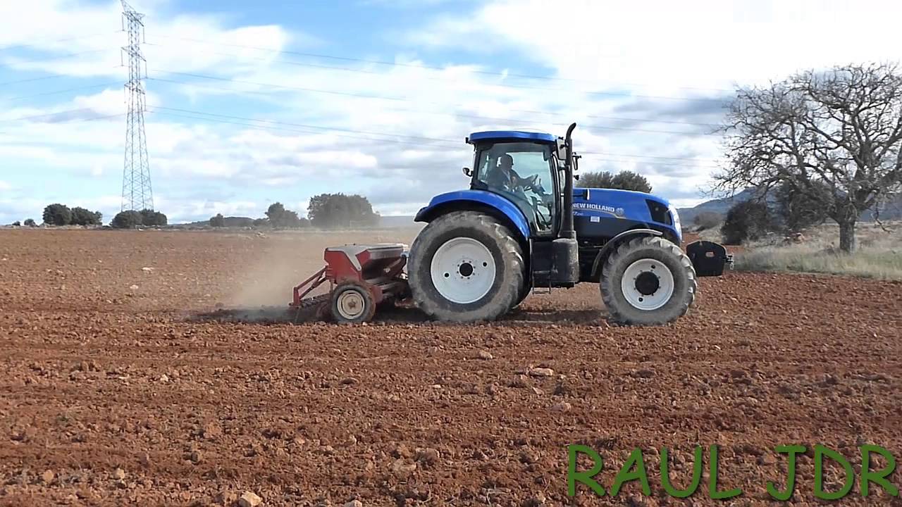 new holland t7.210 sembrando // new holland t7.210 sowing - YouTube