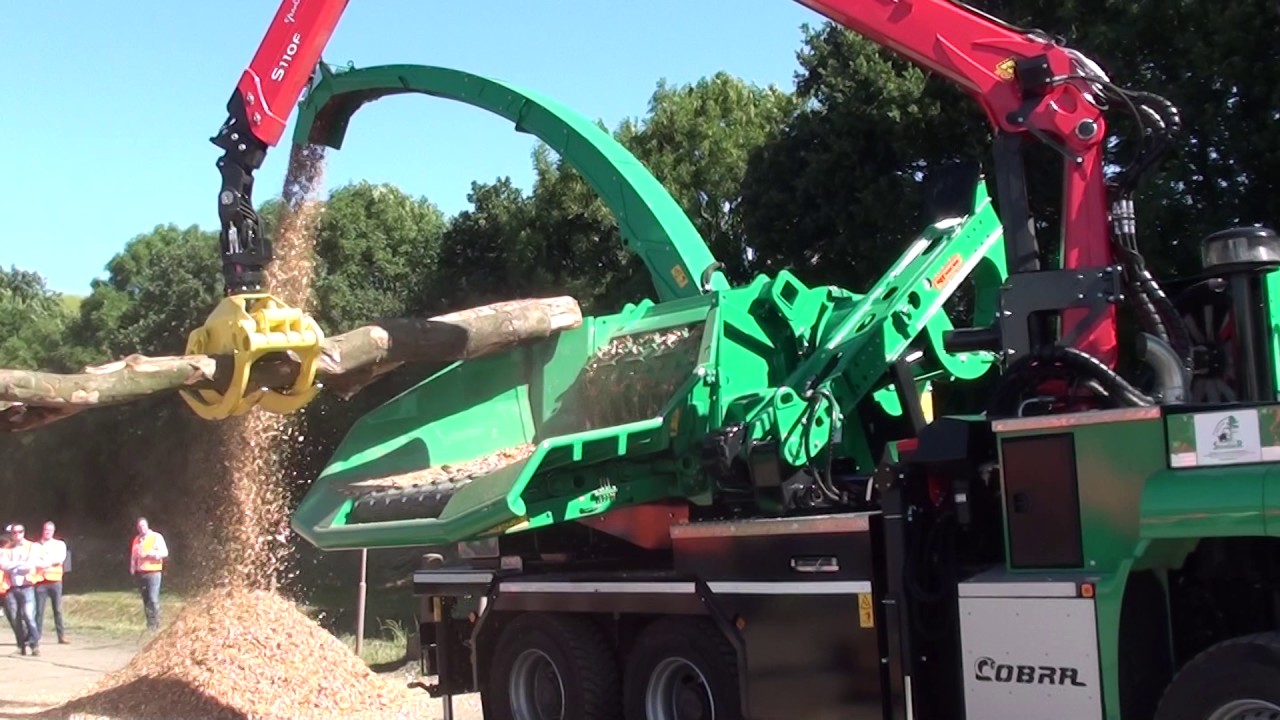 Jenz Hem 583R Cobra Chipper - YouTube