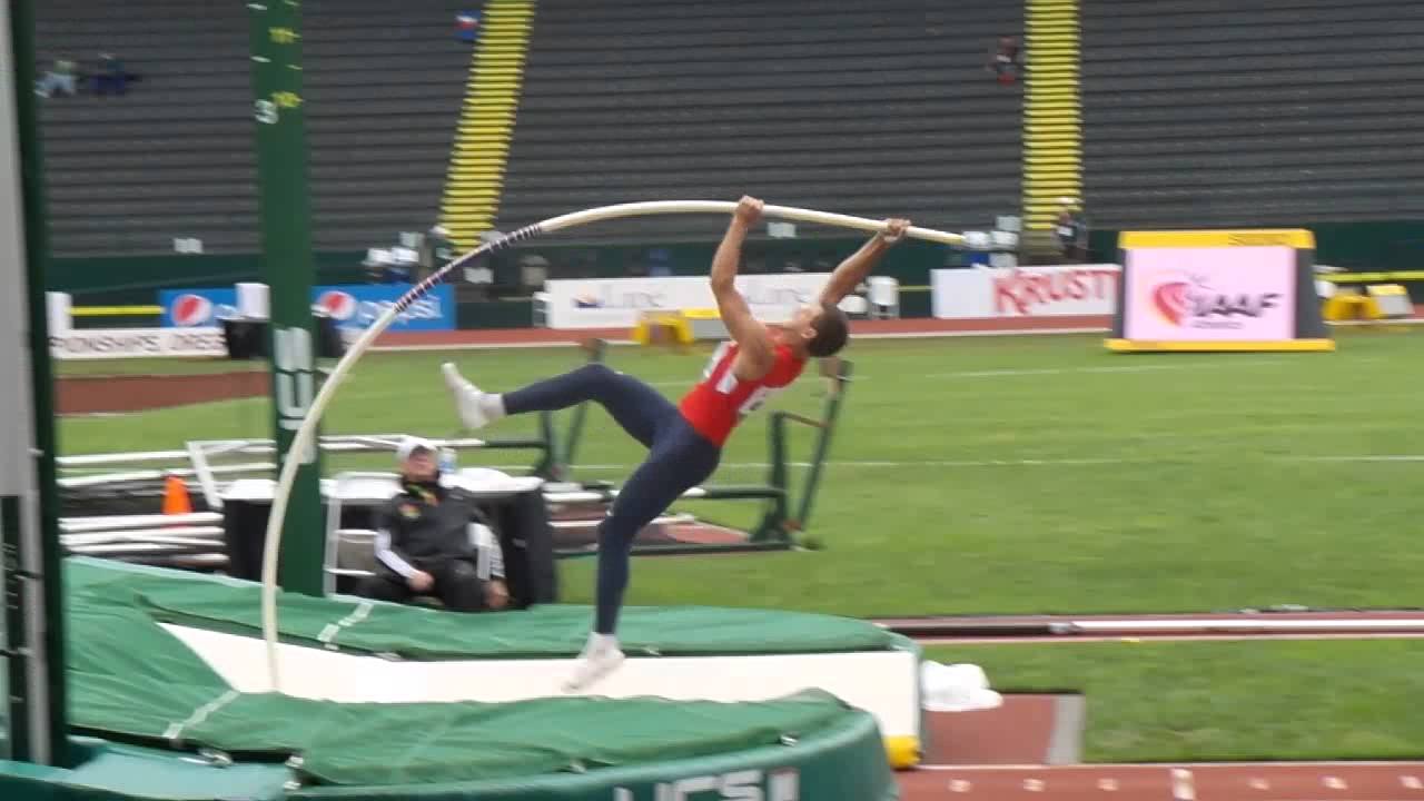 IAAF WJCH Eugene Decathlon, Pole Vault Jiri Sykora A2 - 440 xo - YouTube