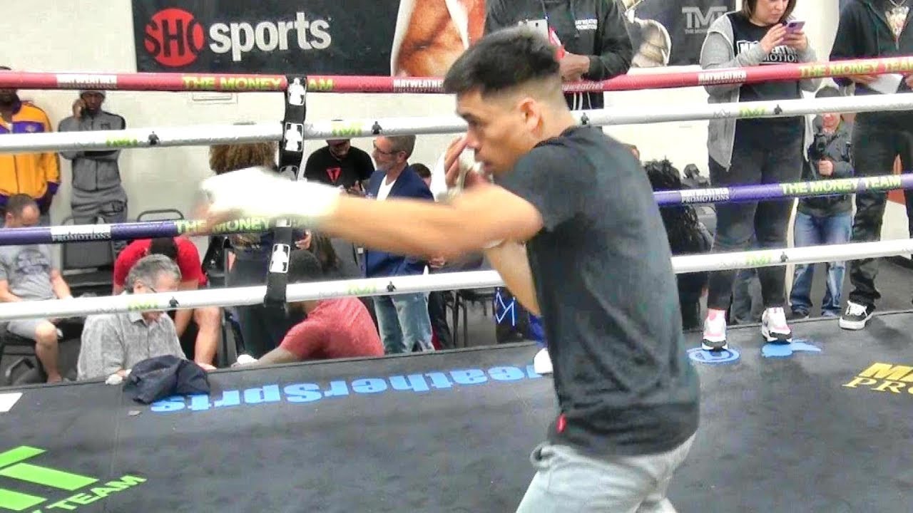 Undefeated rising star Angelo Leo shadow boxing at the Mayweather ...
