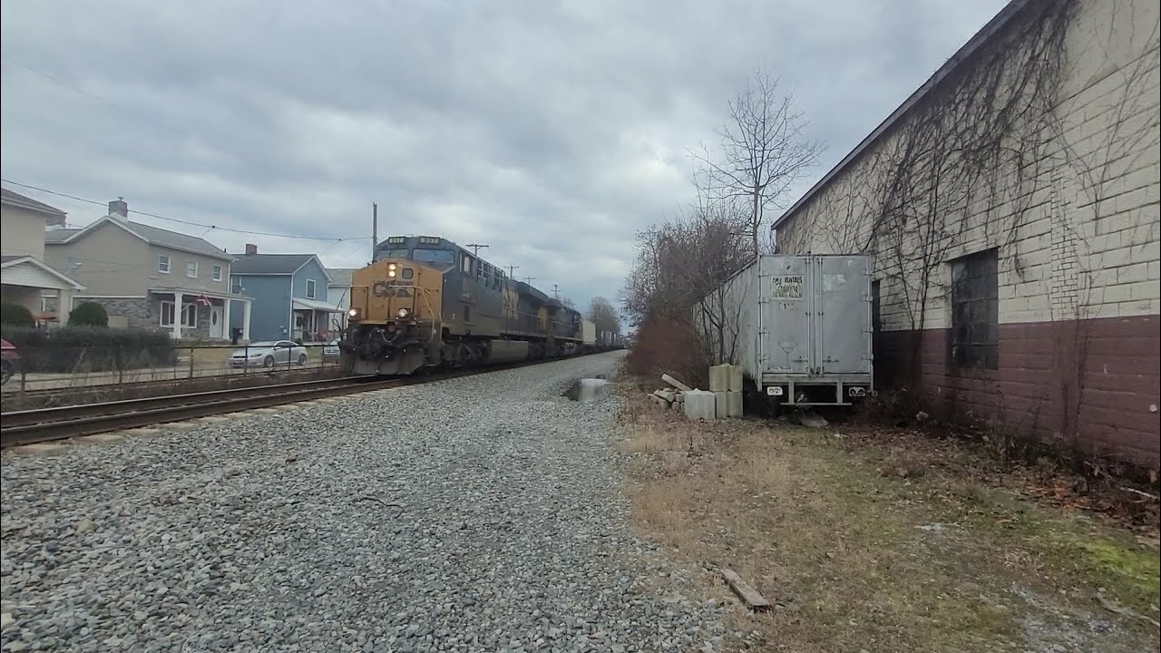 CSX 8973 AND CSX 7339 WITH A INTERMODAL TRAIN AND RAILFANNING WITH NEW ...