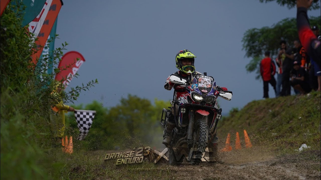 RACING ON THE AFRICA TWIN! ORANGE ENDURO X WRC 2023 - YouTube