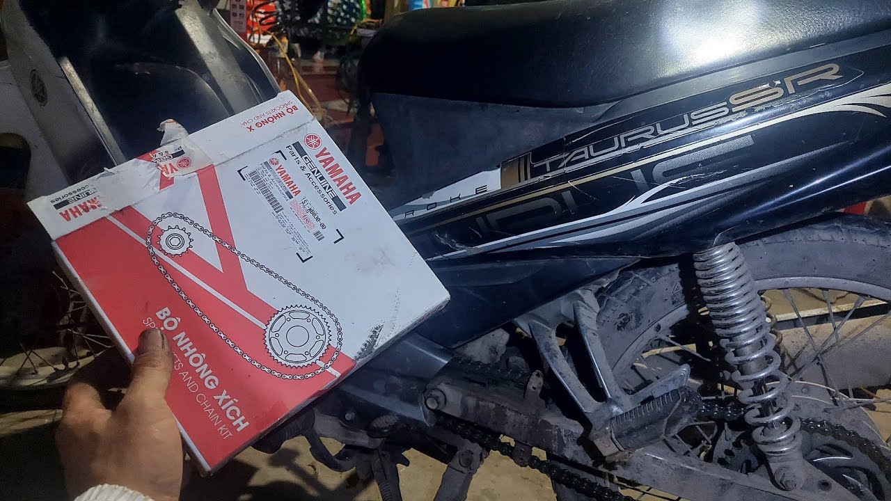 Cách thay nhông xích xe Taurus yamaha đơn giản đi êm ru không kêu - YouTube