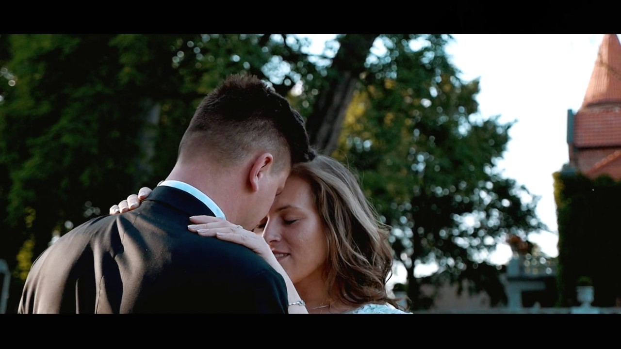 Anna Dominik - YouTube