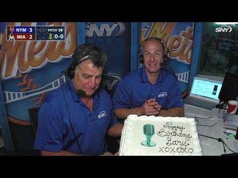 NYM@MIA: Cohen celebrates birthday with cake in booth
