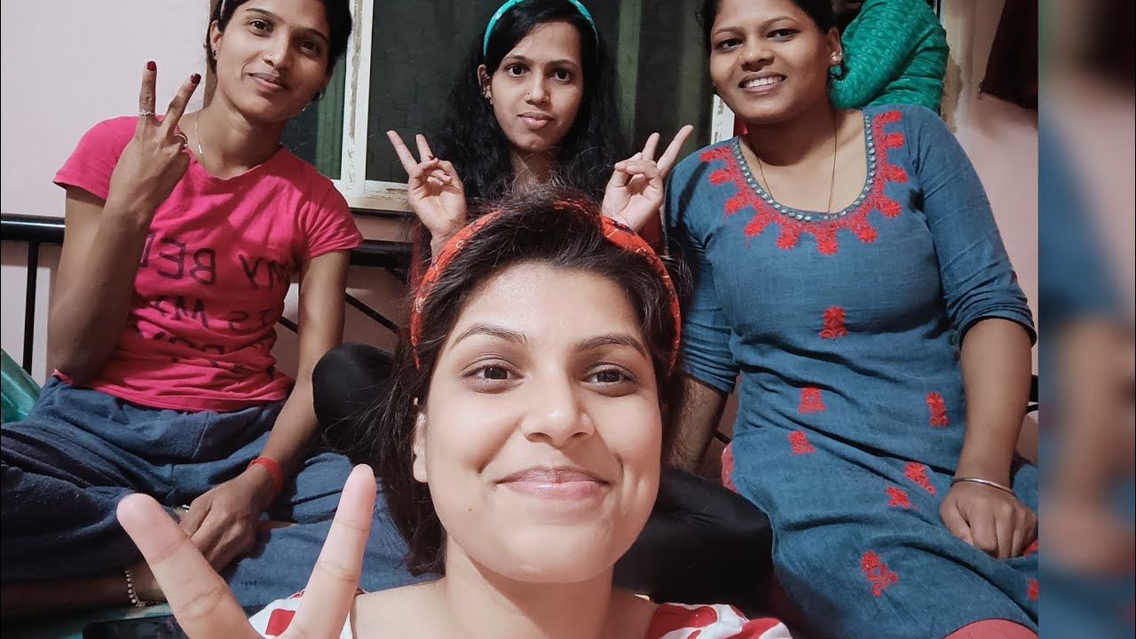 Meet My Pyaari Roommates ️ #hindivlog #roomates #india - YouTube