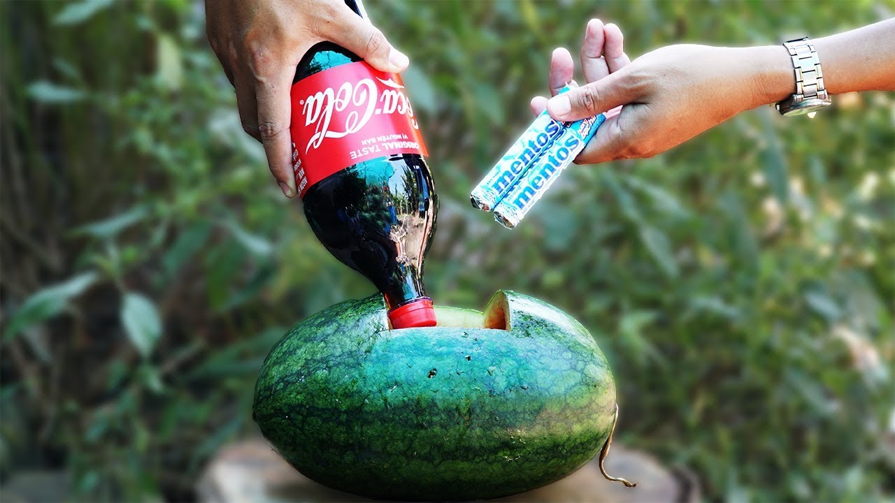 Experiment Coca Cola and Mentos Vs Watermelon ! - YouTube