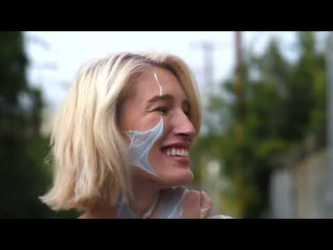 Remembering Julia: Immortalized in Virtual Reality (artistic nudity/documentary)