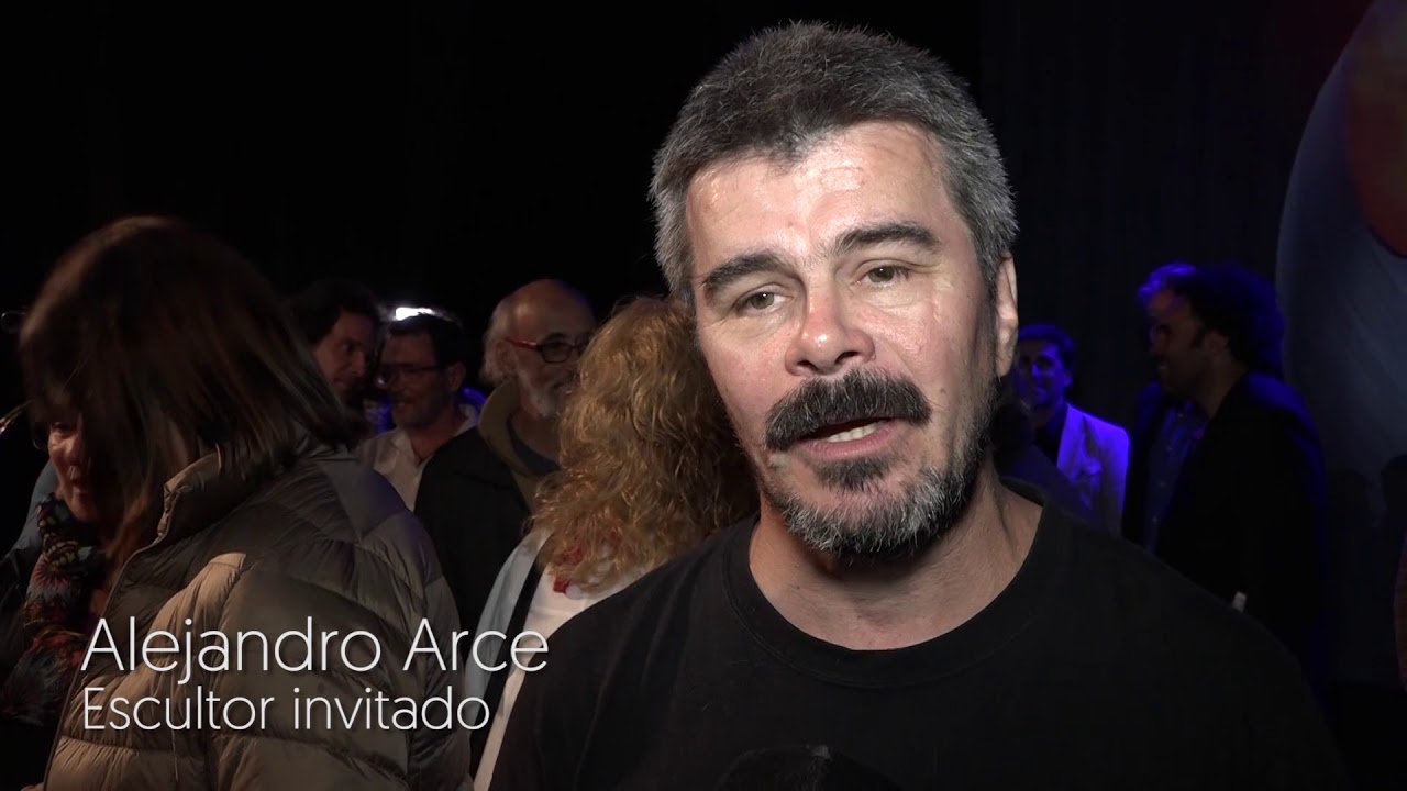 Bienal 2018: Alejandro Arce Escultor invitado - YouTube