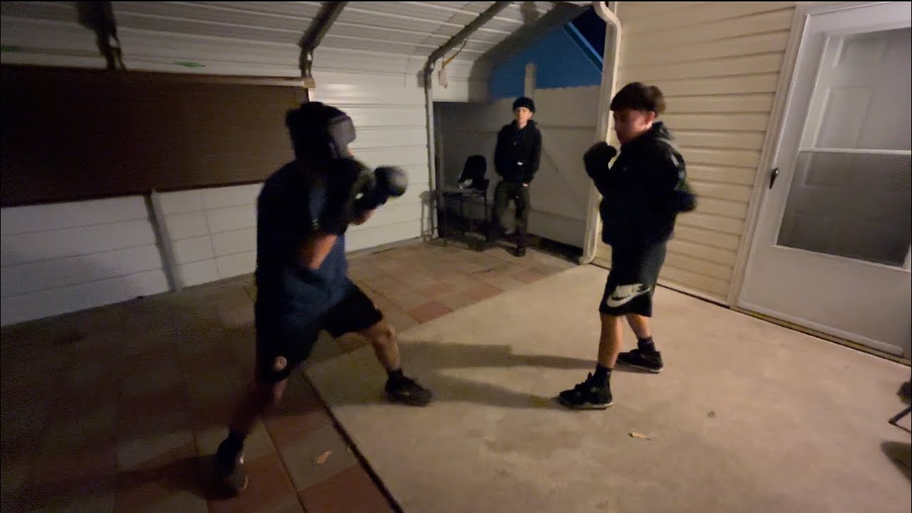 Irving VS Javier - Full Fight | BBB004 - YouTube