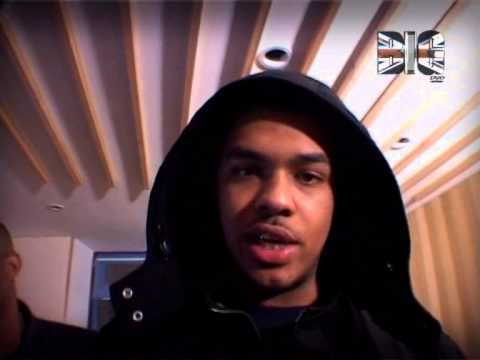 Corey Johnson & Blade Smack Down Flash Back Freestyle - YouTube