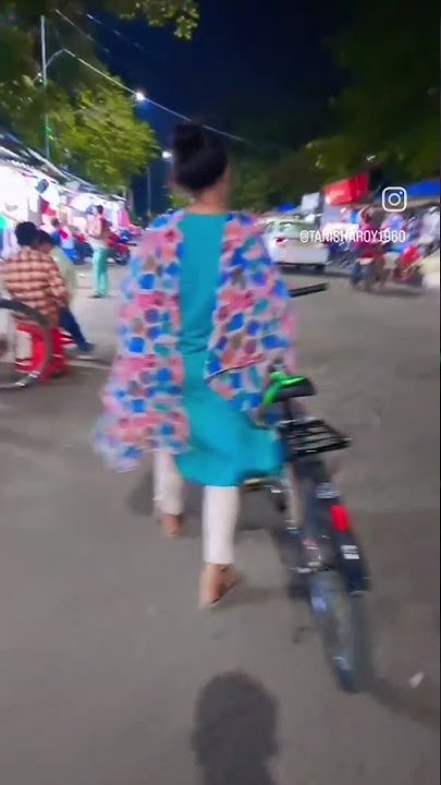 Akeli na bazaar jaya karo #shorts - YouTube