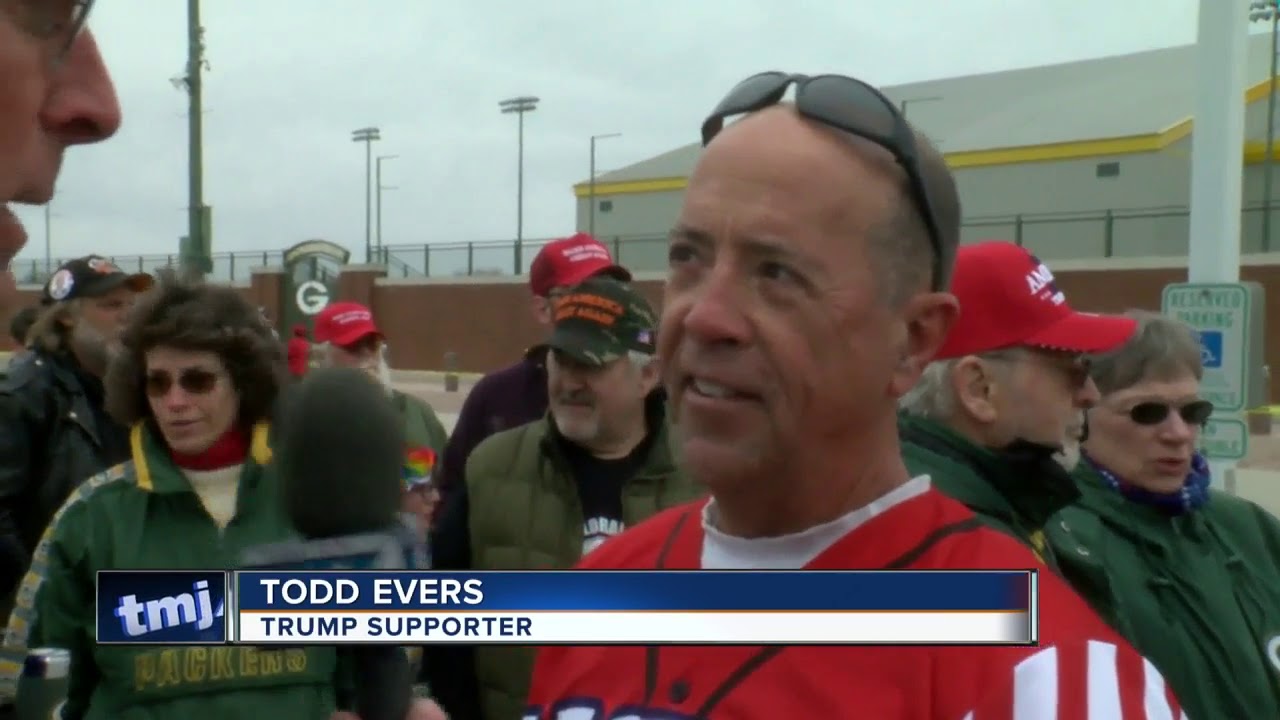 President Trump fires up Green Bay crowd during MAGA rally - YouTube