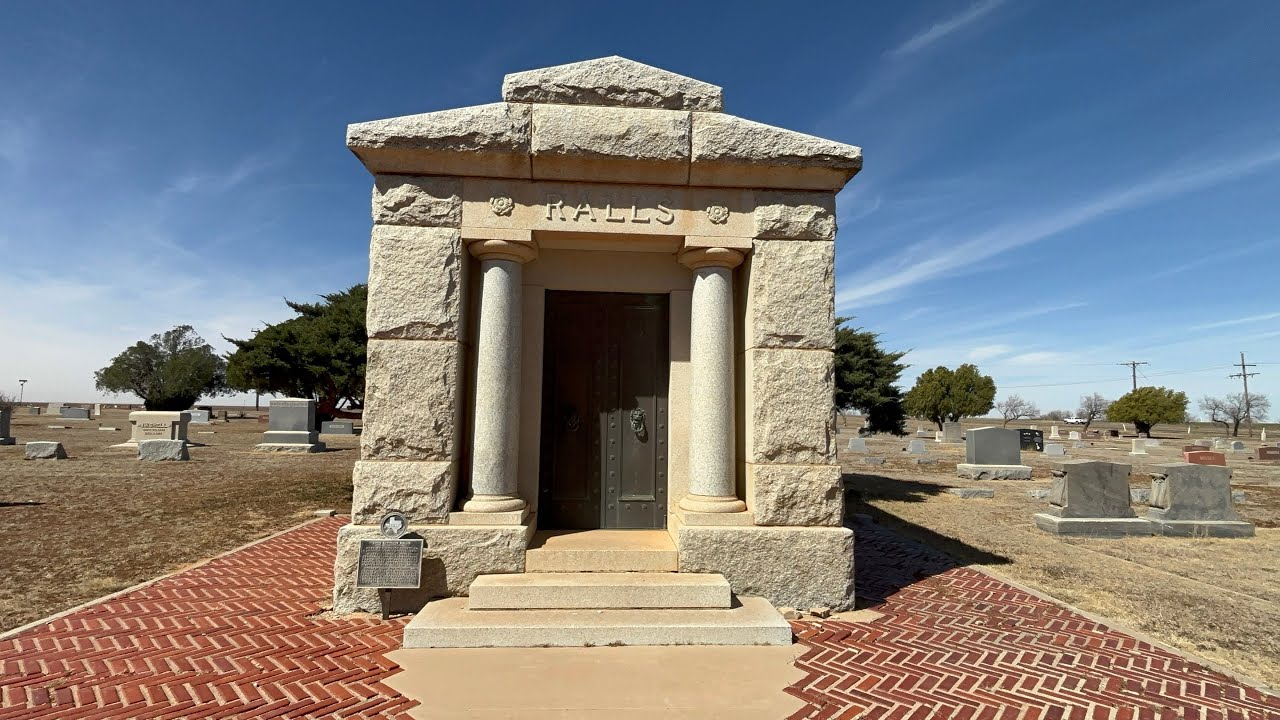 John Robinson Ralls grave site (founder of Ralls, TX) - YouTube