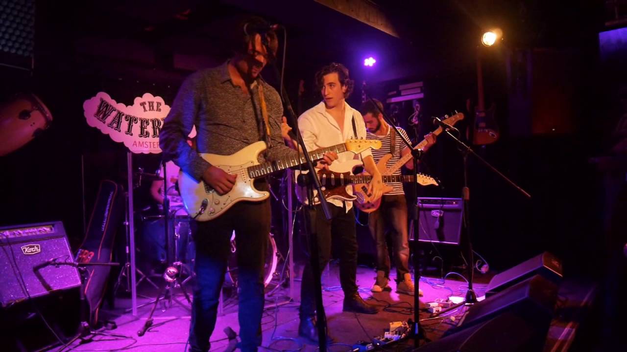 Do Me A Favour - The Monkeys (Arctic Monkeys Tribute Band) live ...