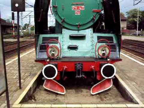 Lokomotywa PT-47 w Stargardzie Szczecińskim na Stacji kolejowej - YouTube