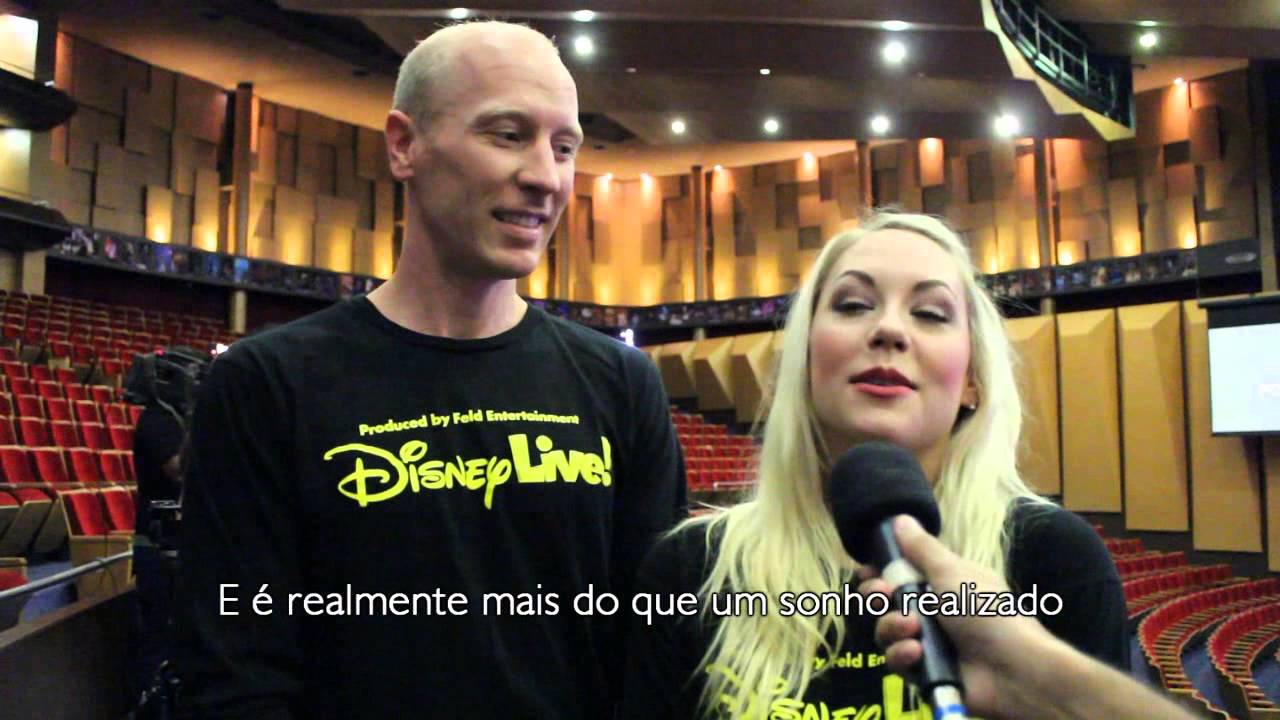 ENTREVISTA: ELENCO E DIRETORES DE DISNEY LIVE! - YouTube
