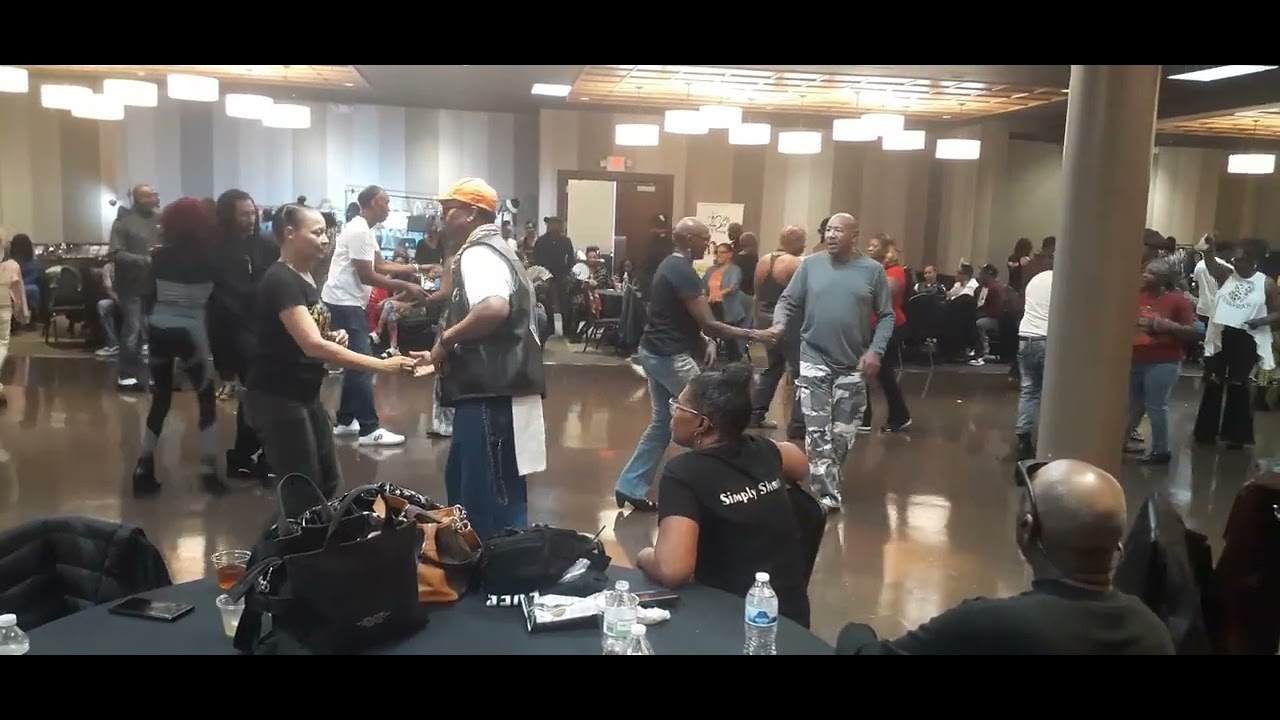 midwest affair Saturday day party - YouTube