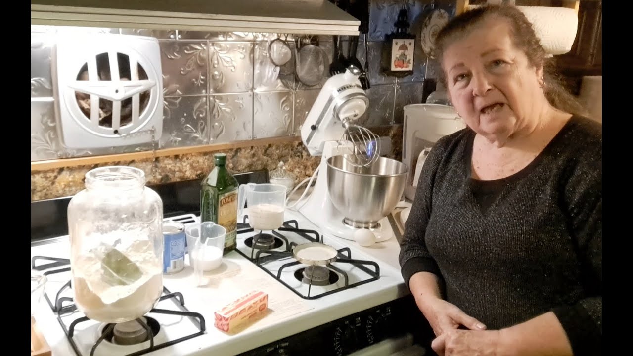 I Am Baking The Best Banana Bread - YouTube