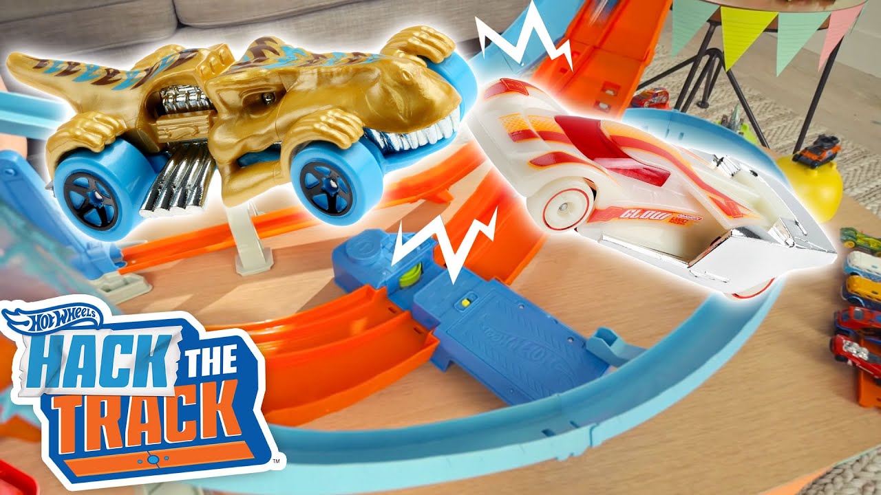 The Massive Loop Mayhem 😱🎢 + More DIY Challenges | Hot Wheels - YouTube