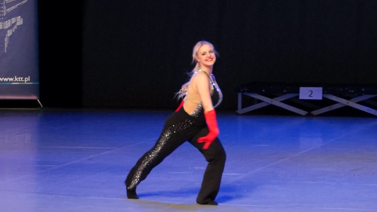 Wiktoria Wika Ostrowska, 2017 - YouTube