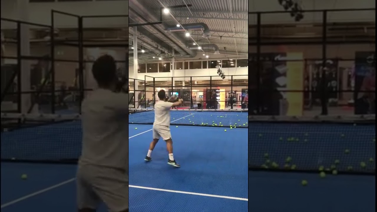 The PadelShooter padel machine, a revolution in padel training! - YouTube