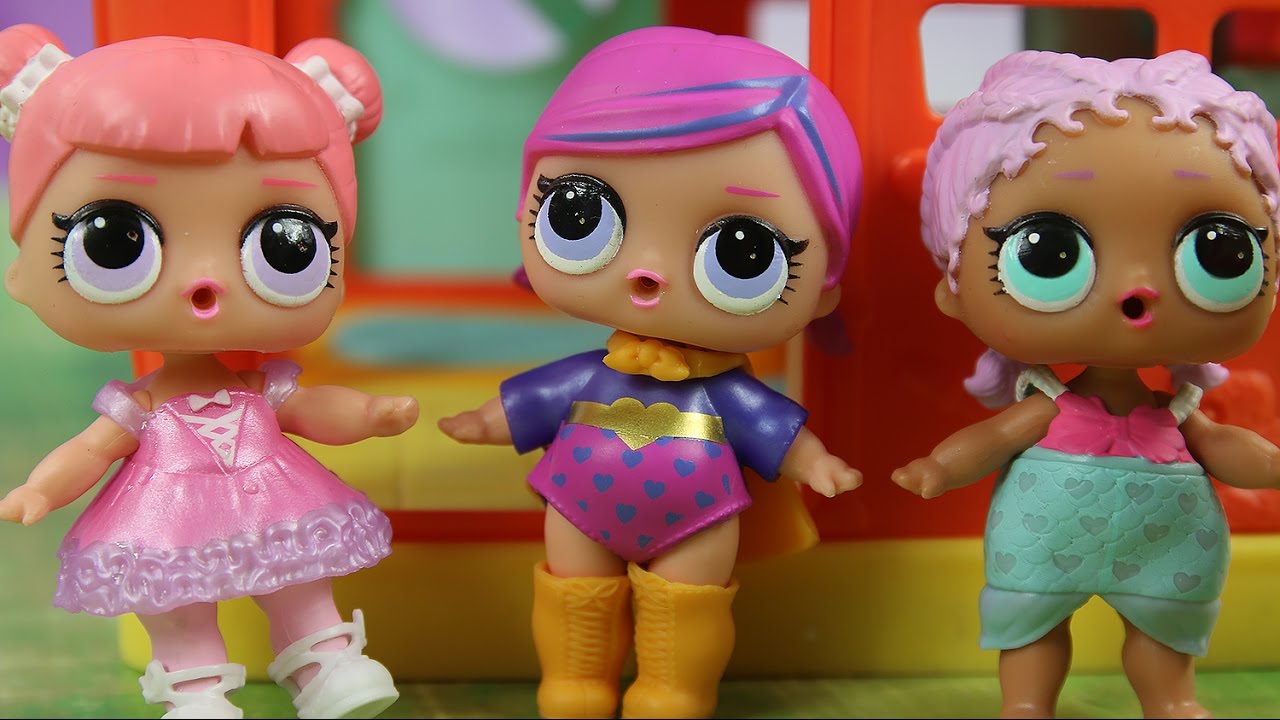 Zabawa w szkołę | Lalki LOL Surprise | Bajki dla dzieci - YouTube