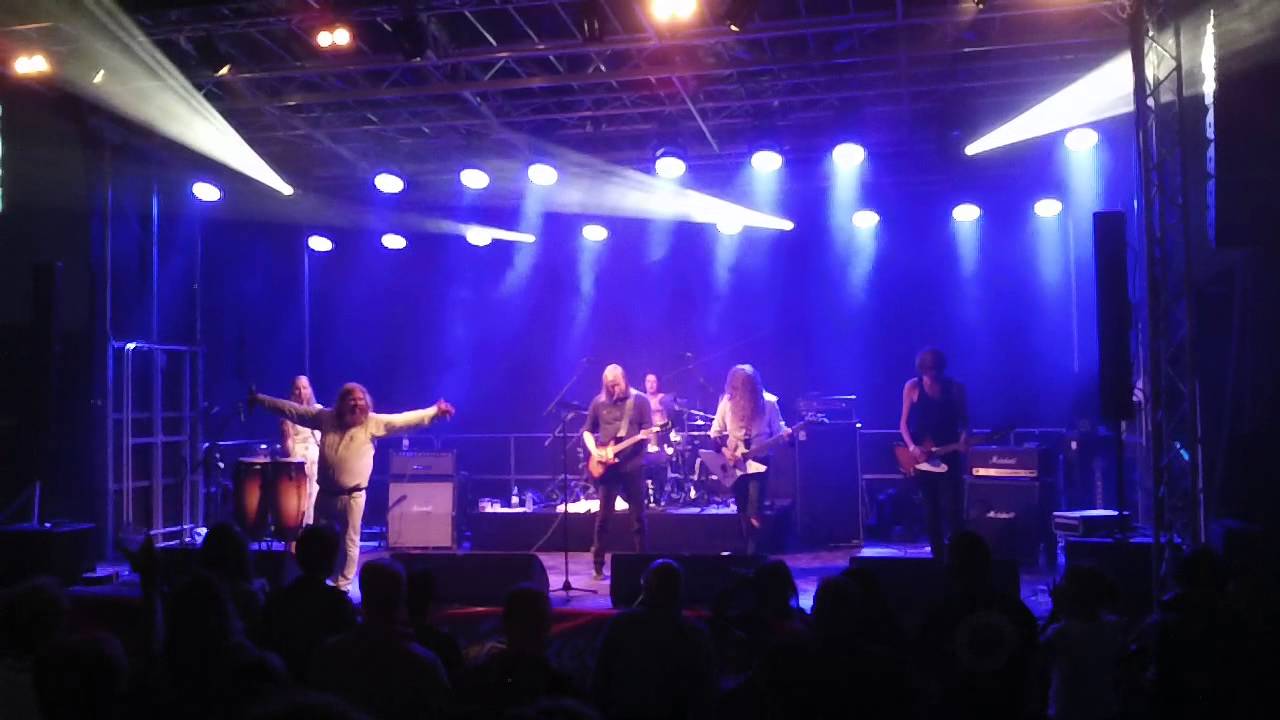 The Crystal Caravan, Apple Hotel - YouTube