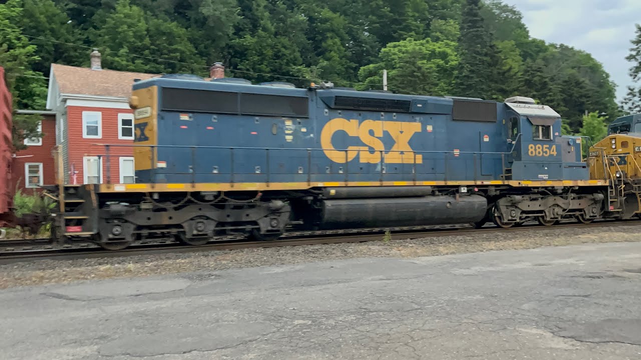 M424 Arrives at its Destination Terminal West Springfield ex Selkirk W ...