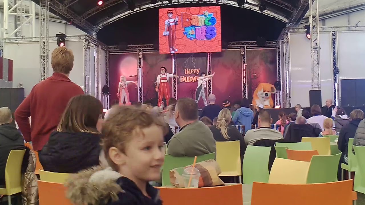 Butlins minehead / skyline gang - dance with us / bud / October 2018 ...