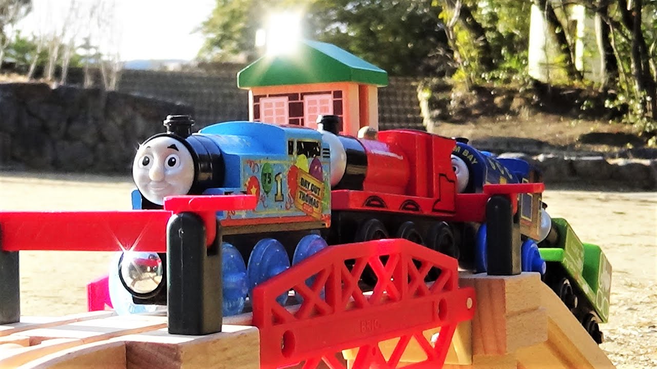 BRIO × Thomas and Friends Wooden train ☆ Run a long course.Part 4 - YouTube