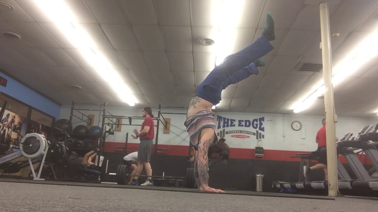 Free standing handstand push up practice 27.2.20 - YouTube