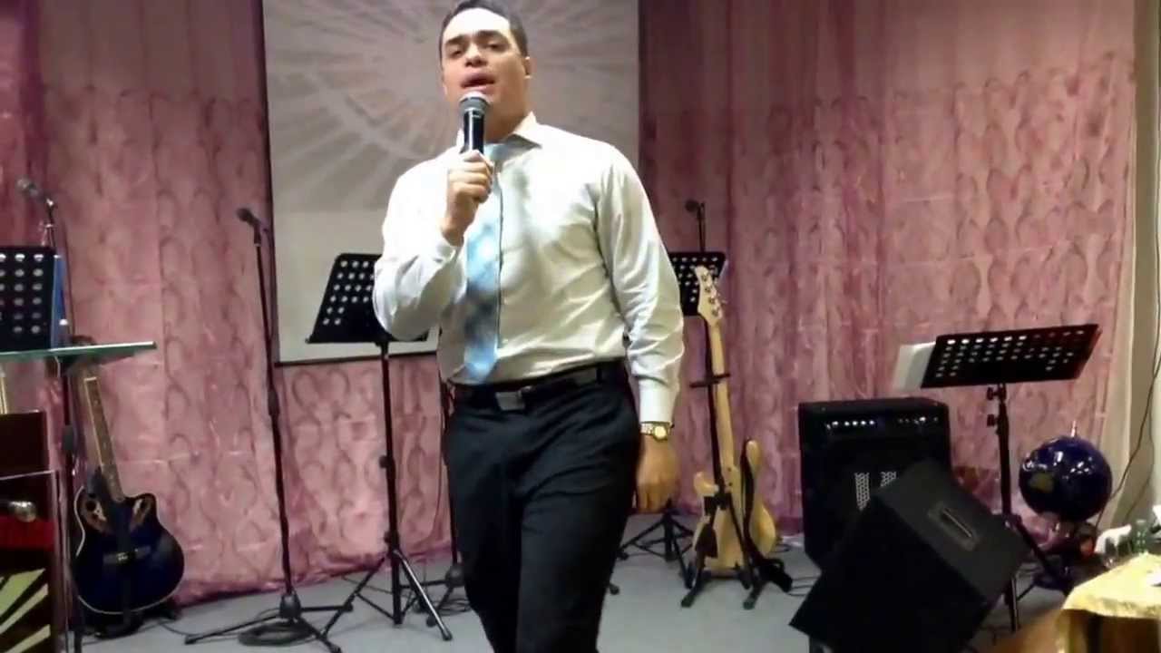 Evangelista David Valle Jr (hijo) en Génova Italia. - YouTube