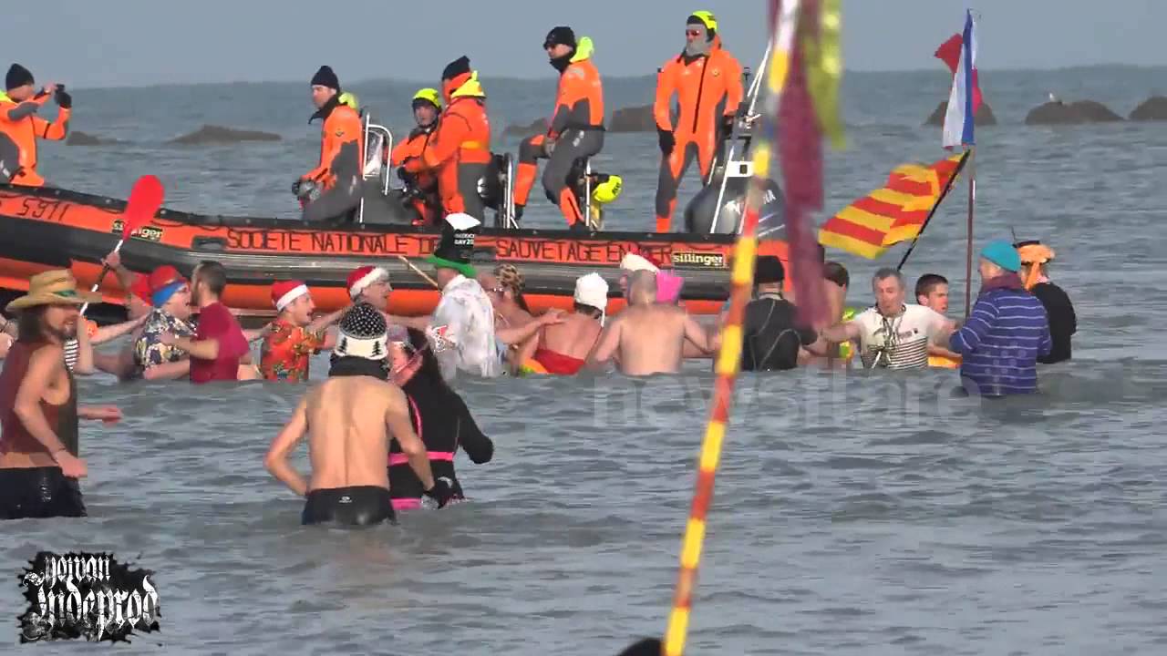 Beach party in France - YouTube