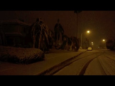 New Year's Eve Snowfall in Murrieta, CA - YouTube