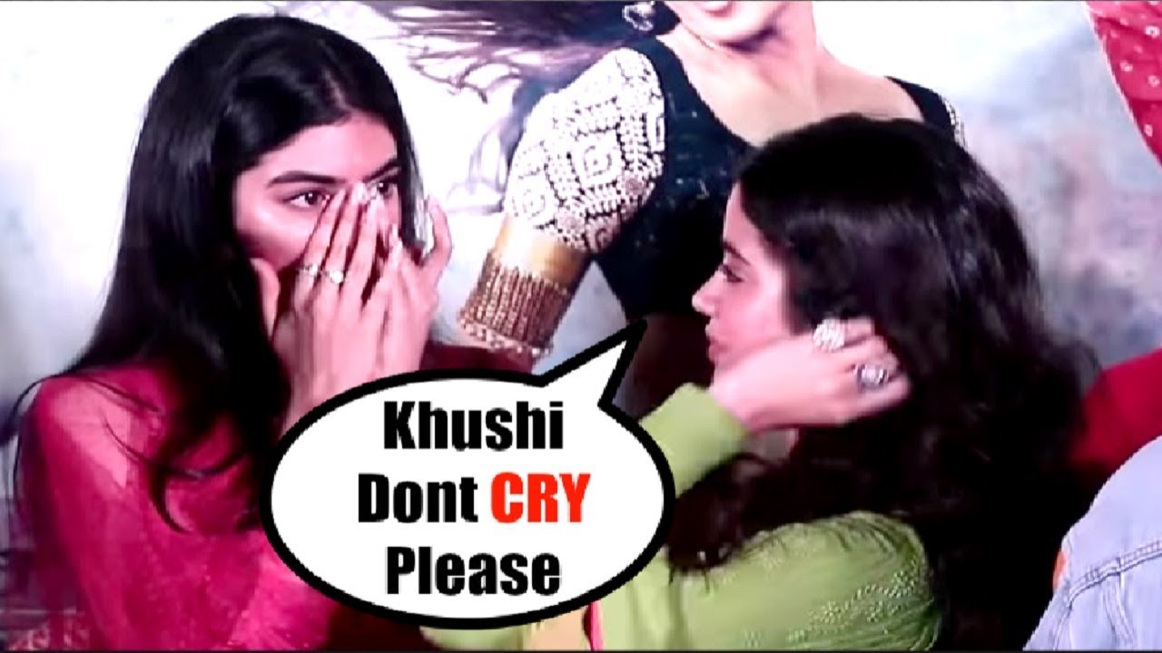 Jhanvi Kapoor CONSOLES Crying Khushi Kapoor At Dhadak Trailer Launch ...