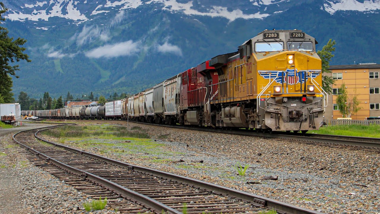 UP 7283 East - CPKC 318 (Grain) - CP Cranbrook Sub - Fernie, British Columbia - YouTube