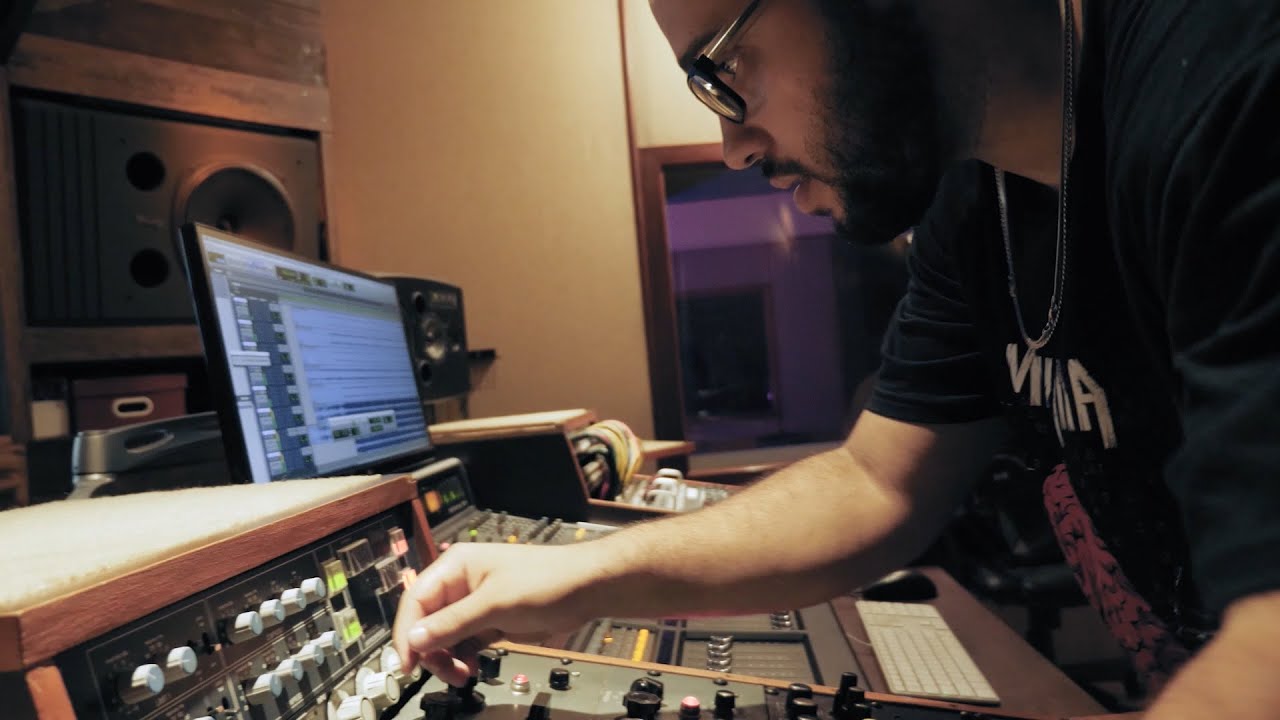 Johnny Monteiro - Grave - YouTube